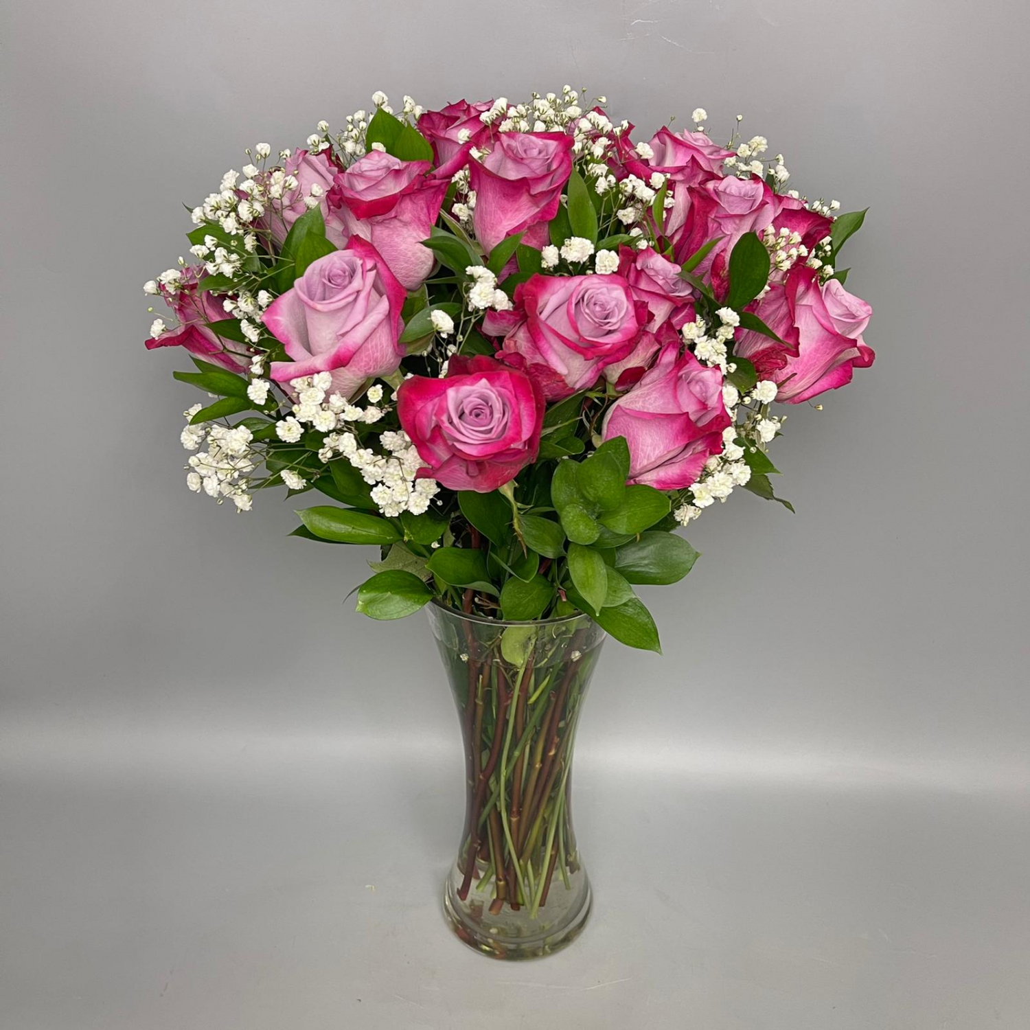 Roses Delivery Miami - Send Roses in Miami, FL. Flowers And Services.
